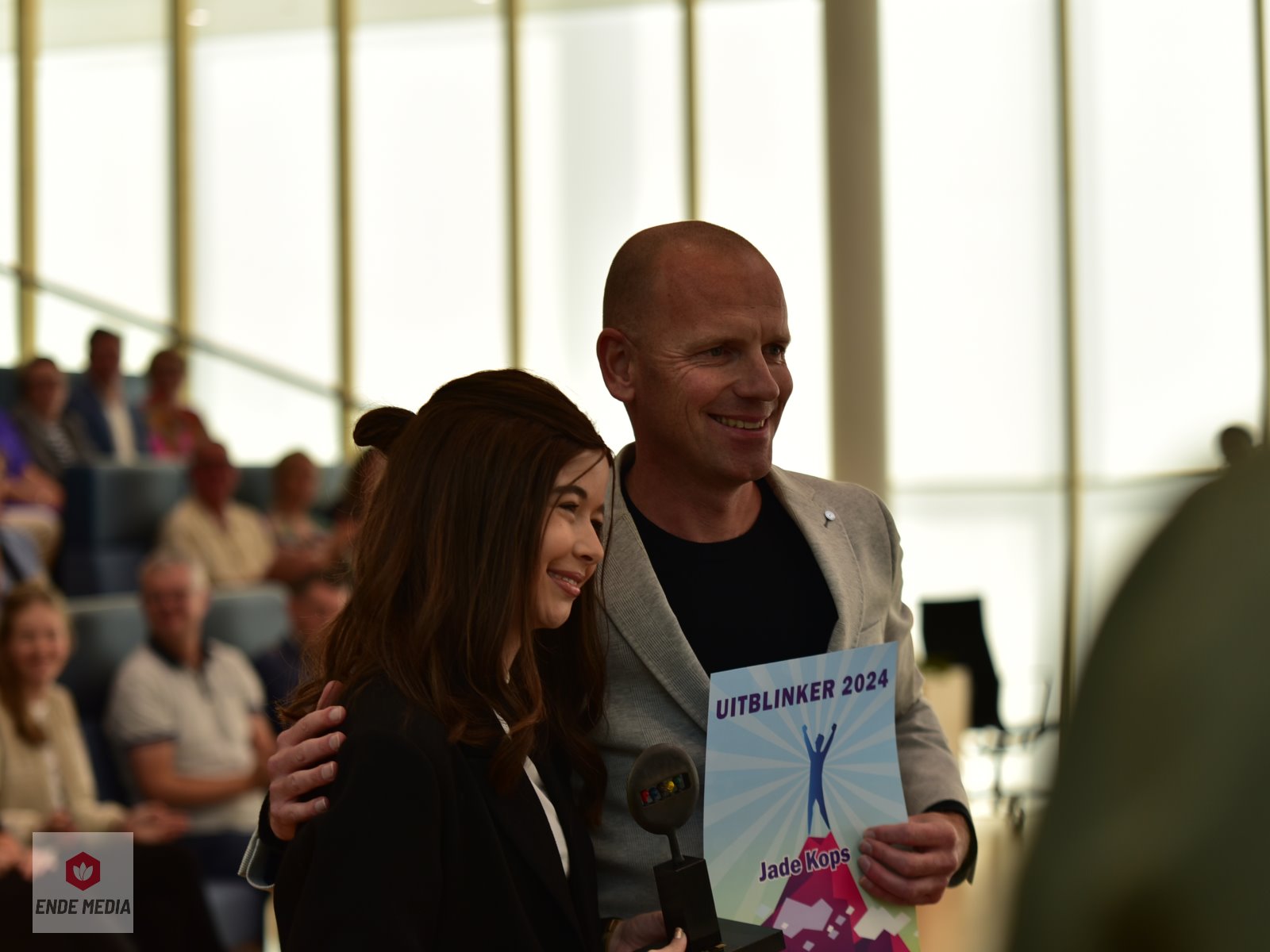 Koninklijke onderscheiding voor Jade Kops – WESTLANDREPORT